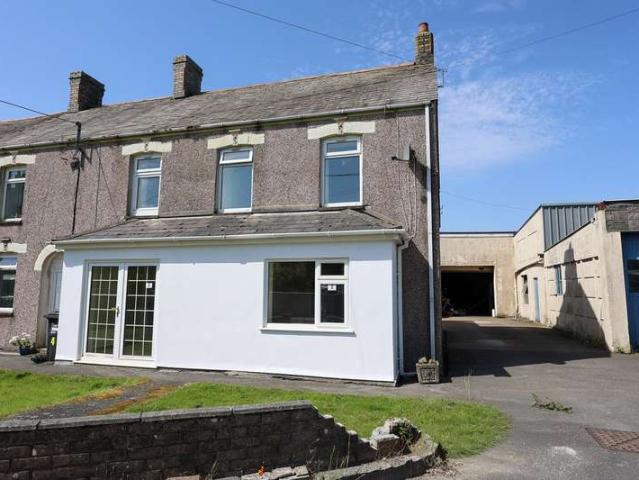 3 Bedroom Semi Detached House