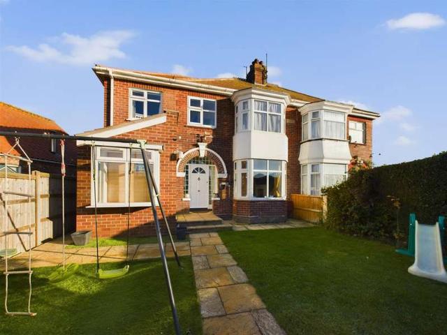 3 Bedroom Semi Detached House