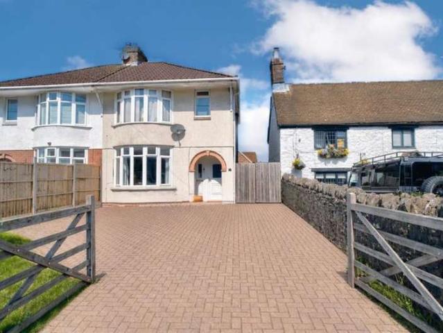 3 Bedroom Semi Detached House