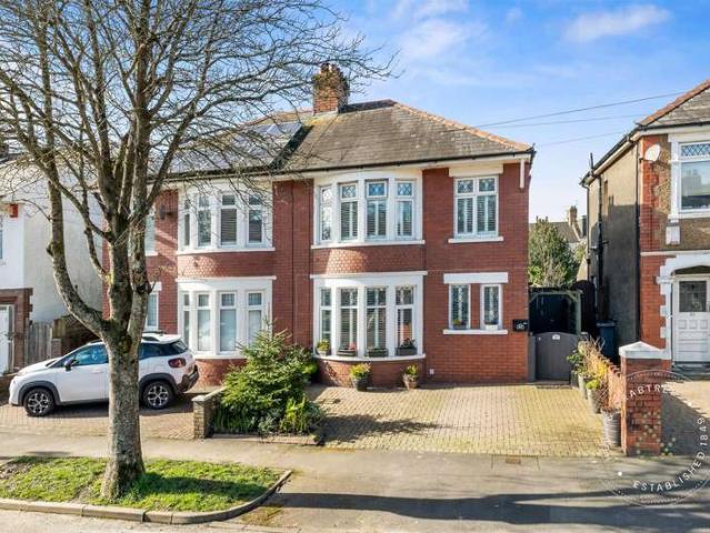 3 Bedroom Semi Detached House