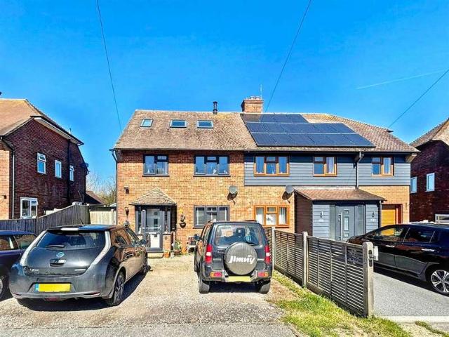 3 Bedroom Semi Detached House