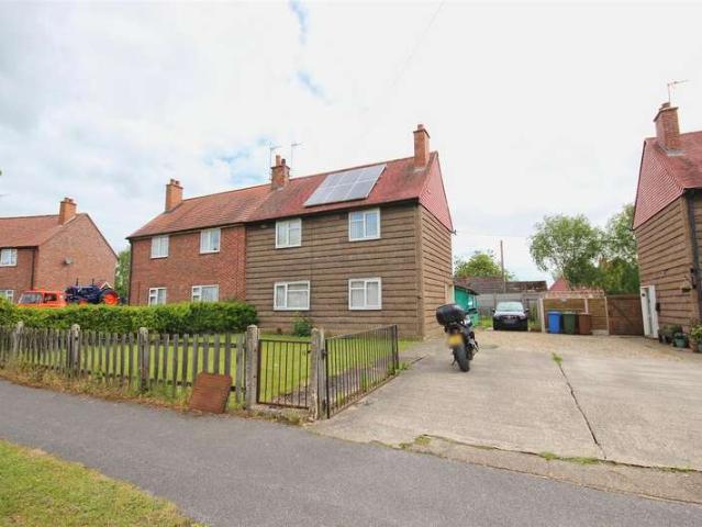 3 Bedroom Semi Detached House
