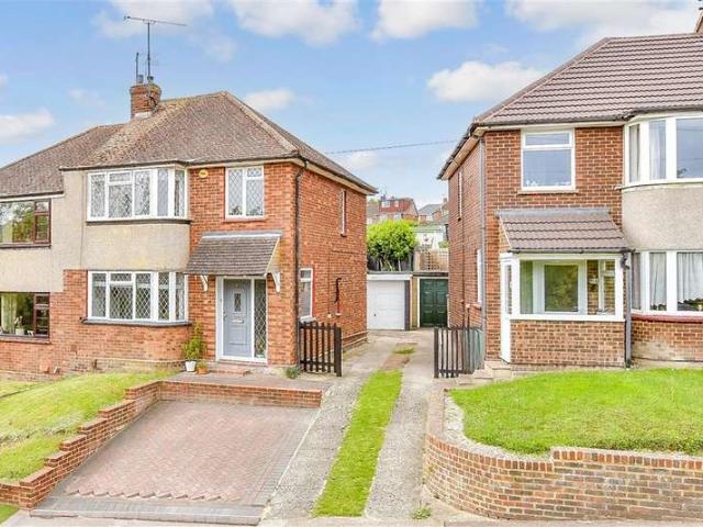 3 Bedroom Semi Detached House