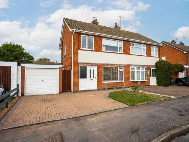 3 Bedroom Semi Detached House