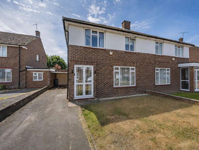 3 Bedroom Semi Detached House
