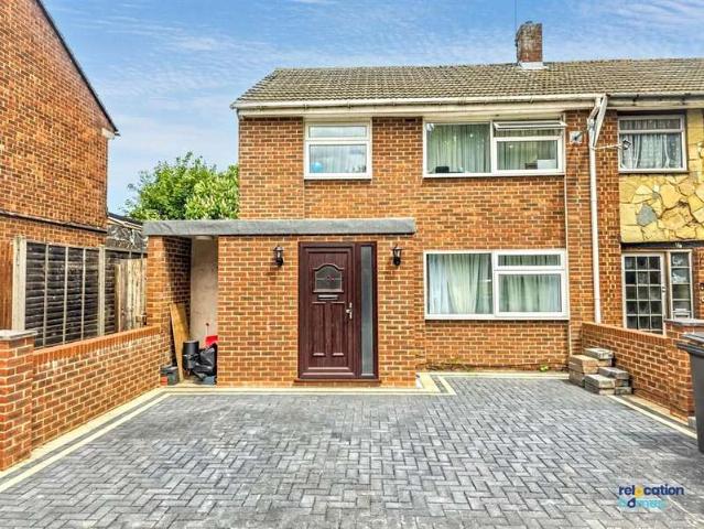 3 Bedroom Semi Detached House