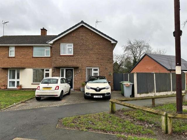 3 Bedroom Semi Detached House