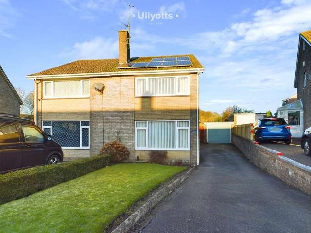 3 Bedroom Semi Detached House