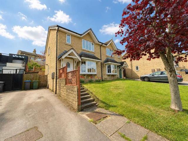 3 Bedroom Semi Detached House