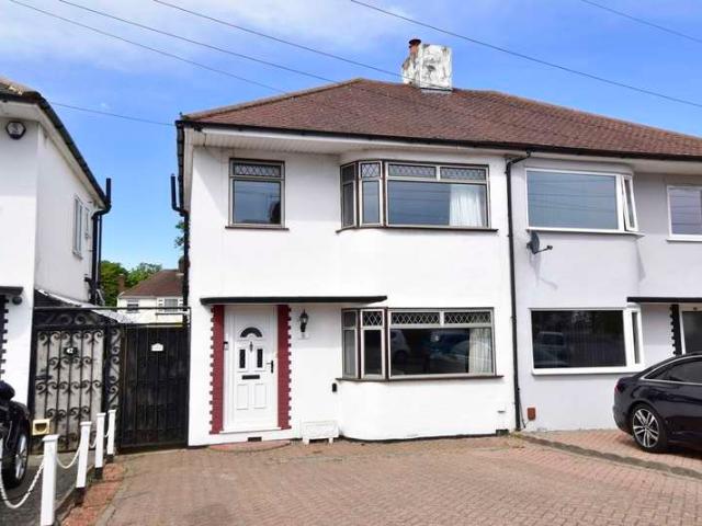 3 Bedroom Semi Detached House