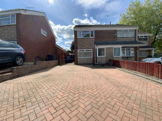 3 Bedroom Semi Detached House