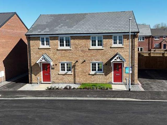 3 Bedroom Semi Detached House