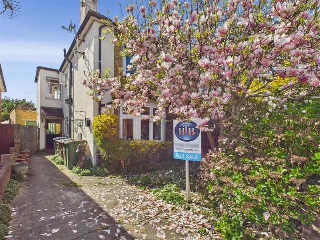 3 Bedroom Semi Detached House
