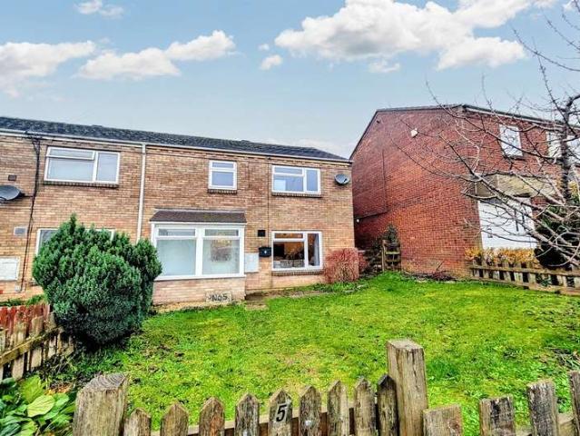 3 Bedroom Semi Detached House