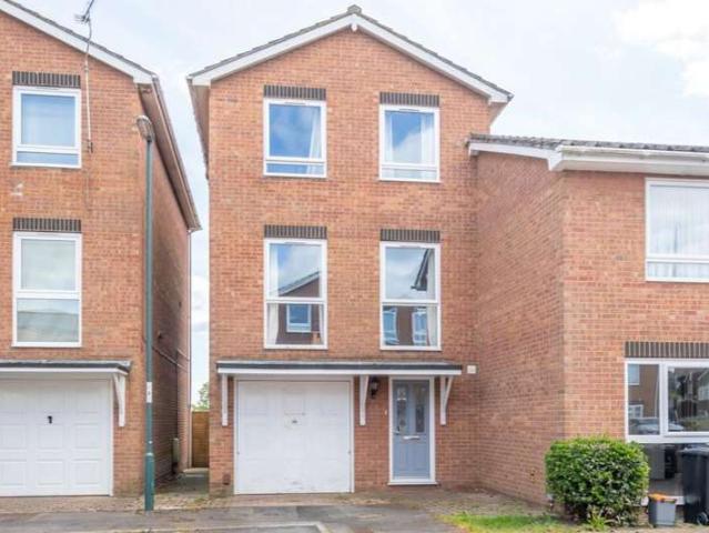 3 Bedroom Semi Detached House