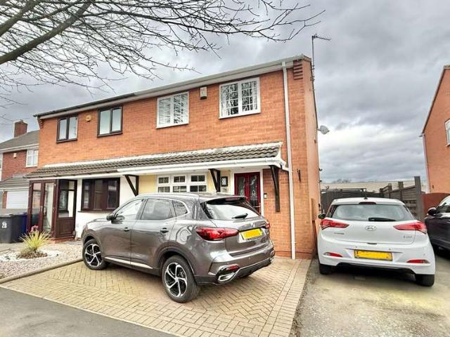 3 Bedroom Semi Detached House