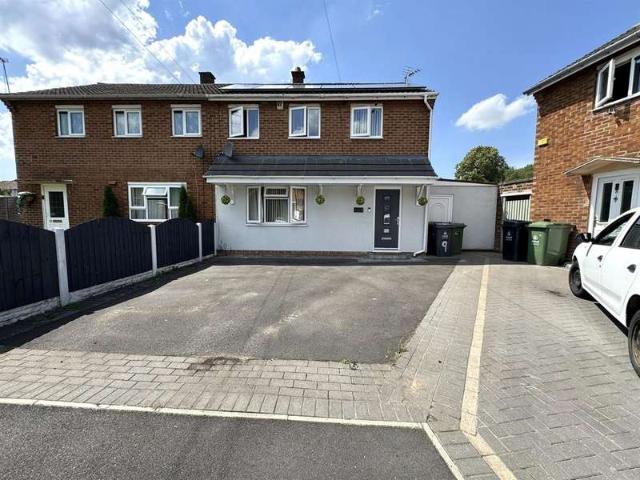 3 Bedroom Semi Detached House