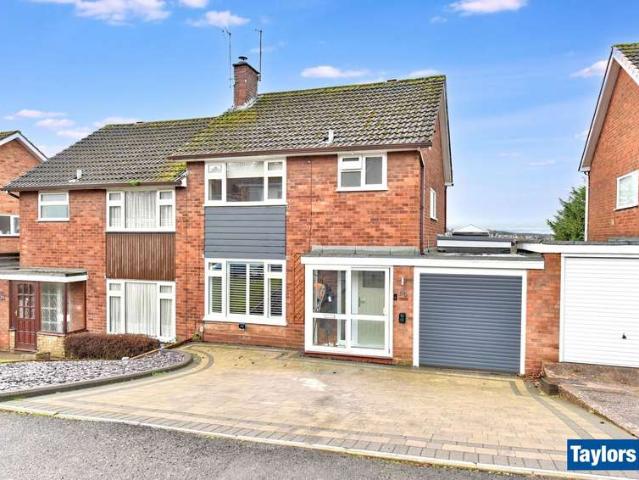 3 Bedroom Semi Detached House