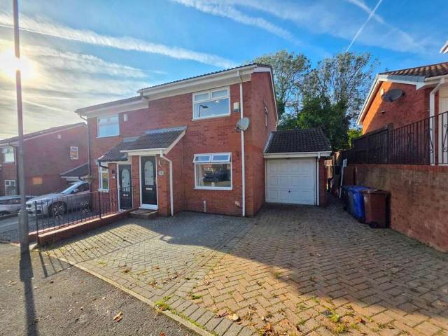 3 Bedroom Semi Detached House