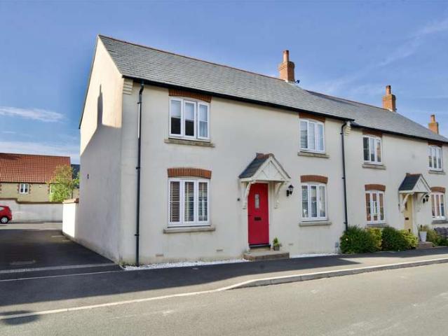 3 Bedroom Semi Detached House