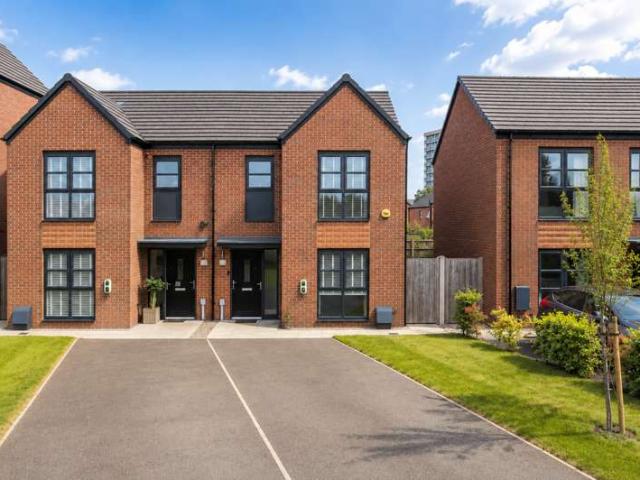 3 Bedroom Semi Detached House