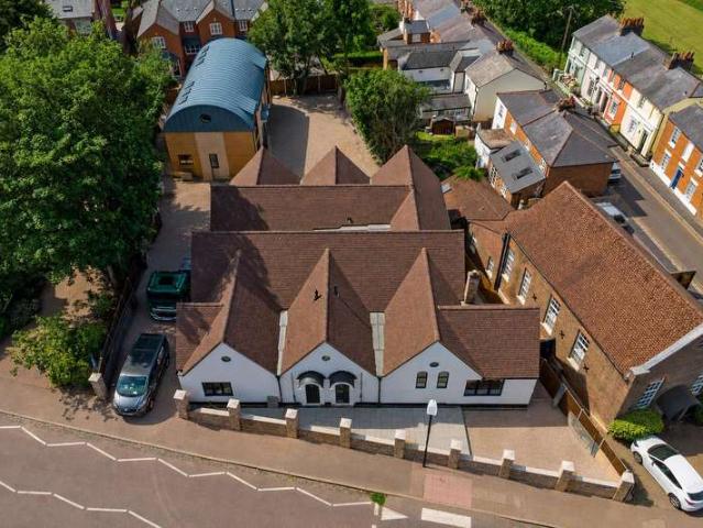 3 Bedroom Semi Detached House