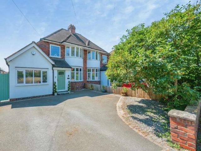 3 Bedroom Semi Detached House