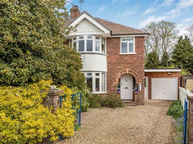 3 Bedroom Semi Detached House