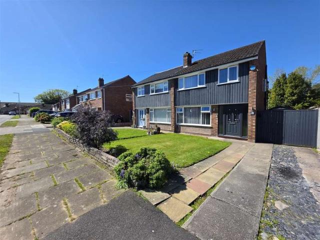 3 Bedroom Semi Detached House