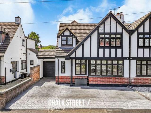 3 Bedroom Semi Detached House
