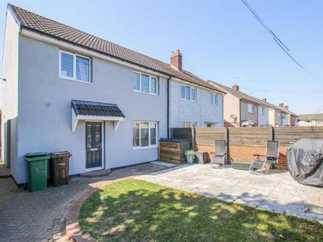 3 Bedroom Semi Detached House