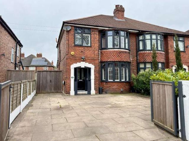 3 Bedroom Semi Detached House
