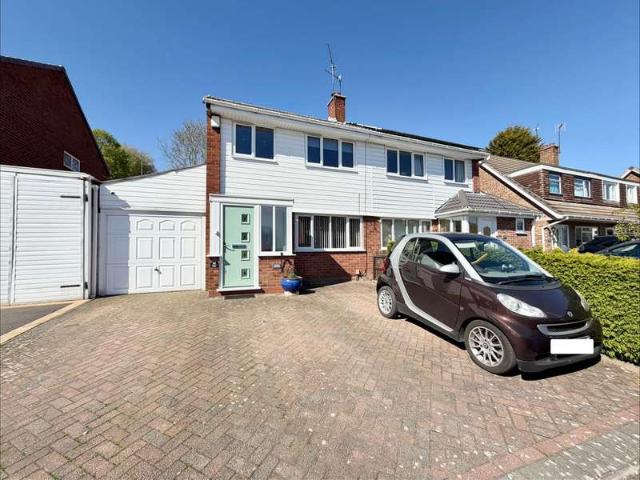 3 Bedroom Semi Detached House