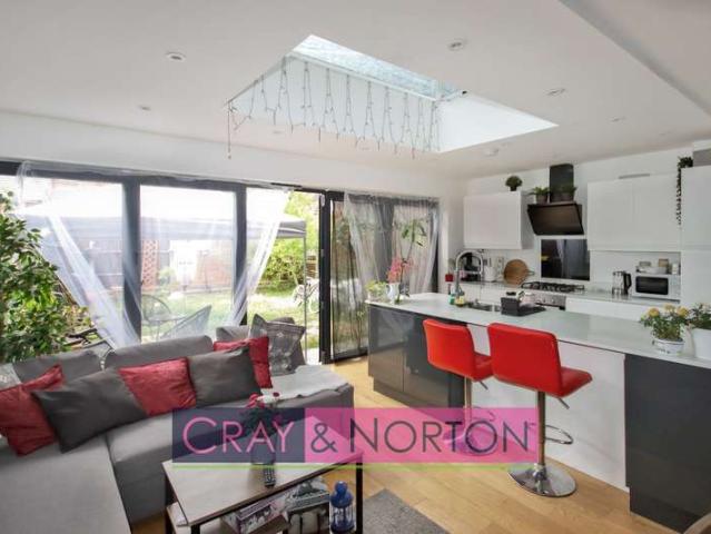 3 Bedroom Semi Detached House