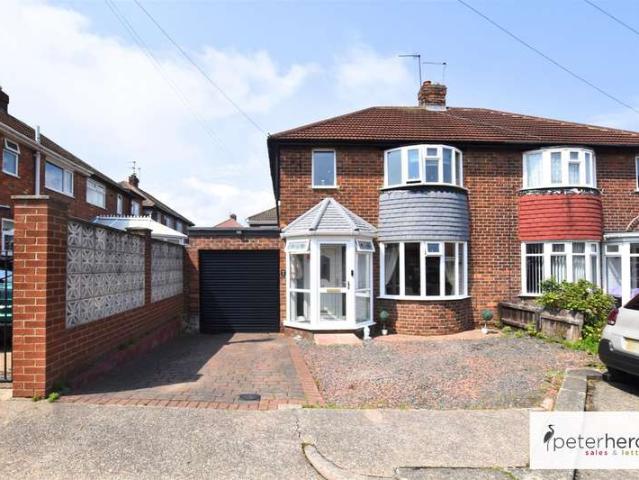 3 Bedroom Semi Detached House
