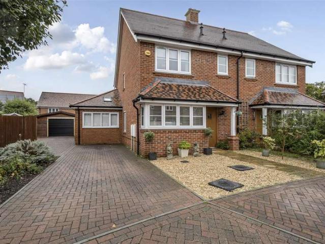 3 Bedroom Semi Detached House