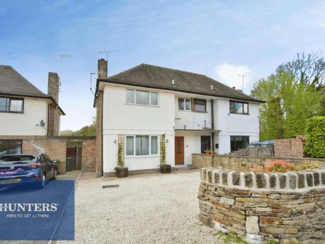 3 Bedroom Semi Detached House