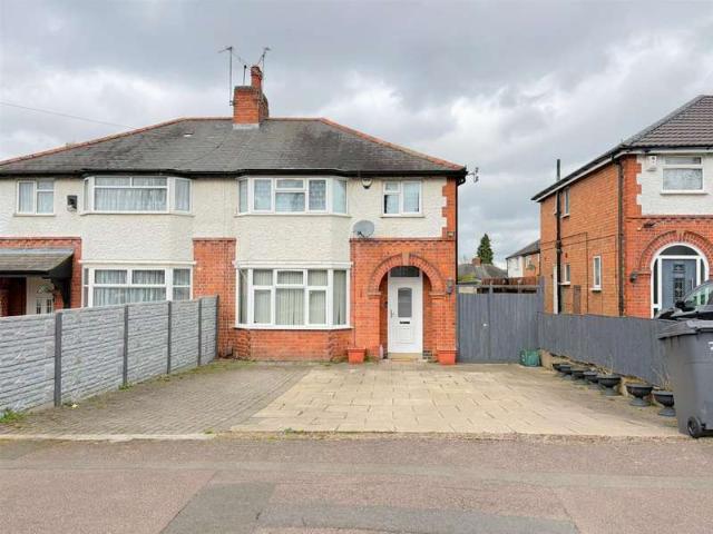 3 Bedroom Semi Detached House