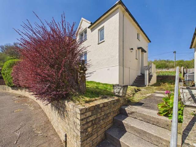 2 Bedroom Semi Detached House