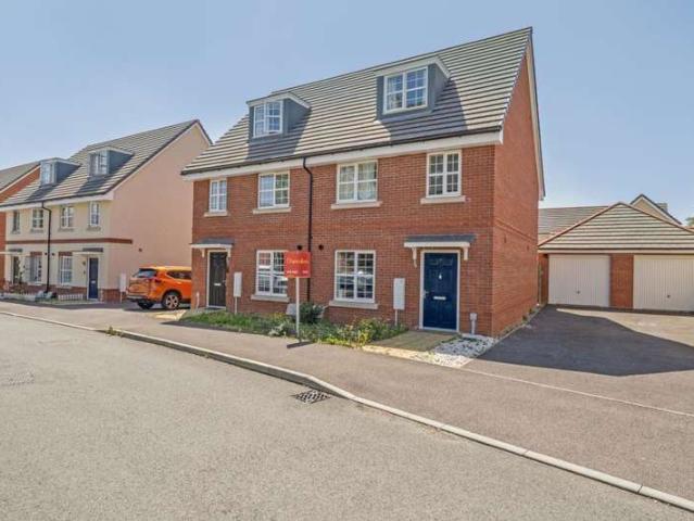 3 Bedroom Semi Detached House