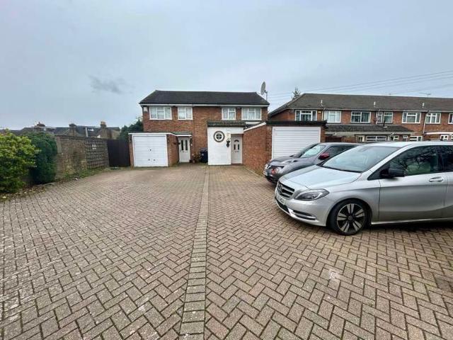 3 Bedroom Semi Detached House