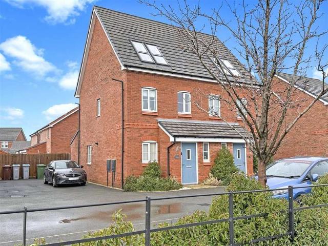 3 Bedroom Semi Detached House