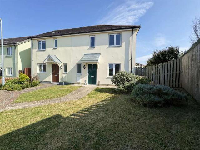 3 Bedroom Semi Detached House