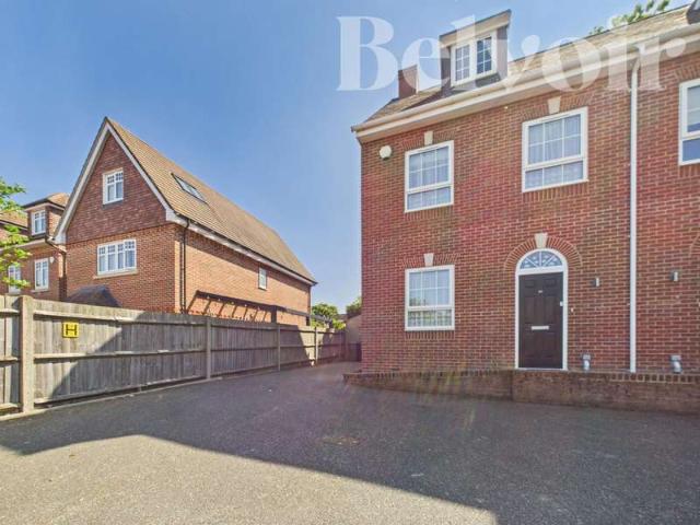 3 Bedroom Semi Detached House