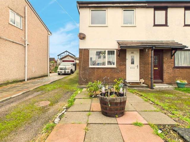 3 Bedroom Semi Detached House