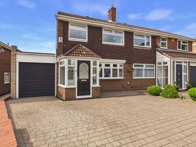 3 Bedroom Semi Detached House