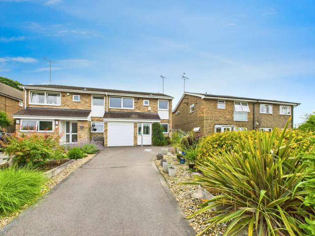 3 Bedroom Semi Detached House