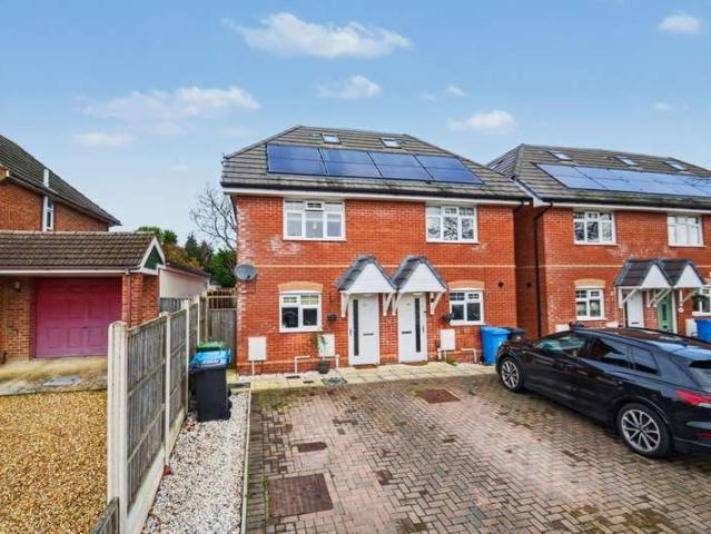 3 Bedroom Semi Detached House