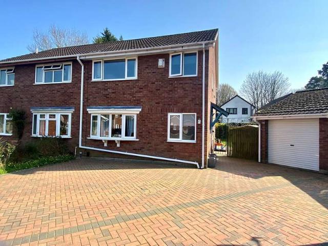 3 Bedroom Semi Detached House