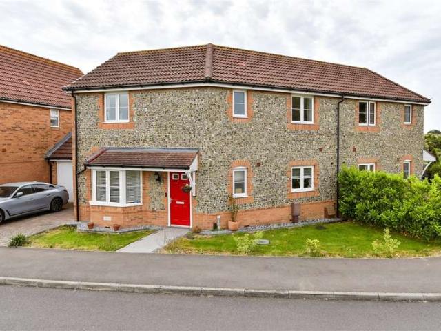 3 Bedroom Semi Detached House